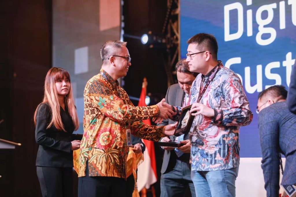 AdaKami Sampaikan Gagasan Ekonomi Berkelanjutan dalam Acara ASEAN-BAC ...
